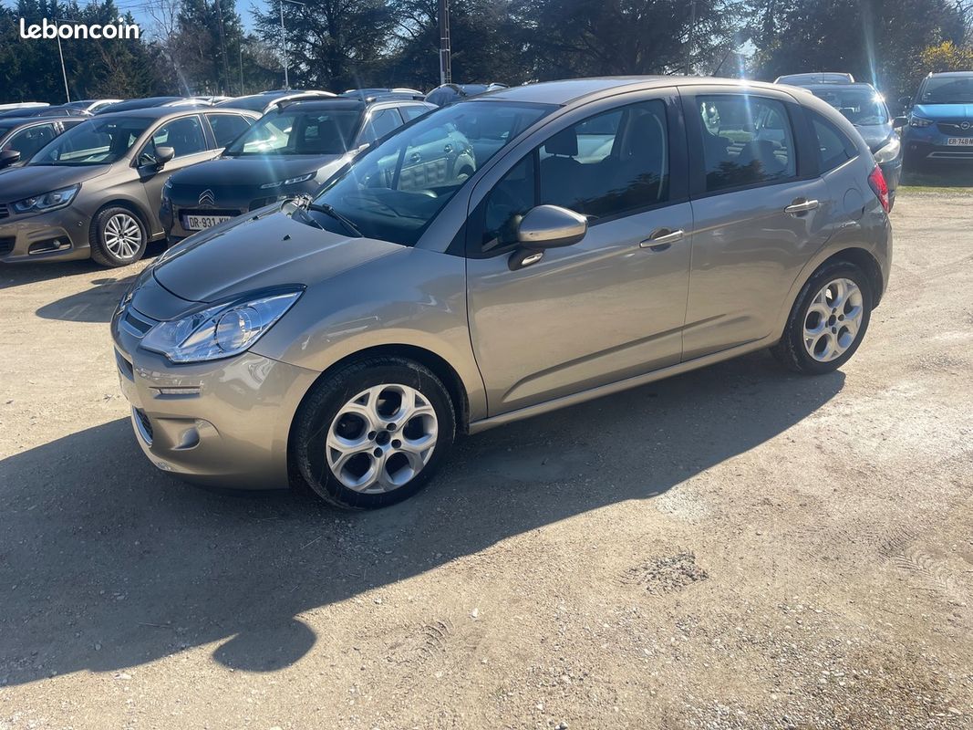 Citroën C3 ph2 1.4 HDI 70 cv pack exlusive 5 portes 5990e - Voitures