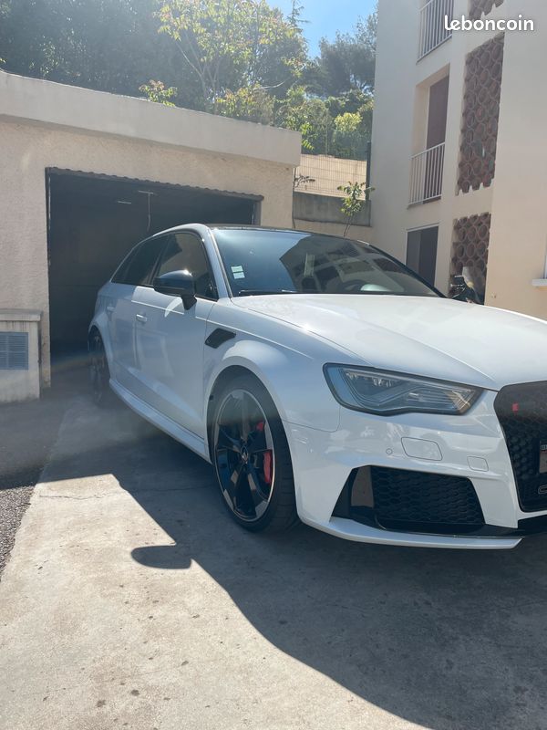 Audi RS3 - Voitures