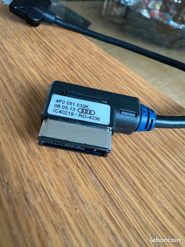 Câble adaptateur AMI AUDI audio 4F0 051 510K - Équipement auto
