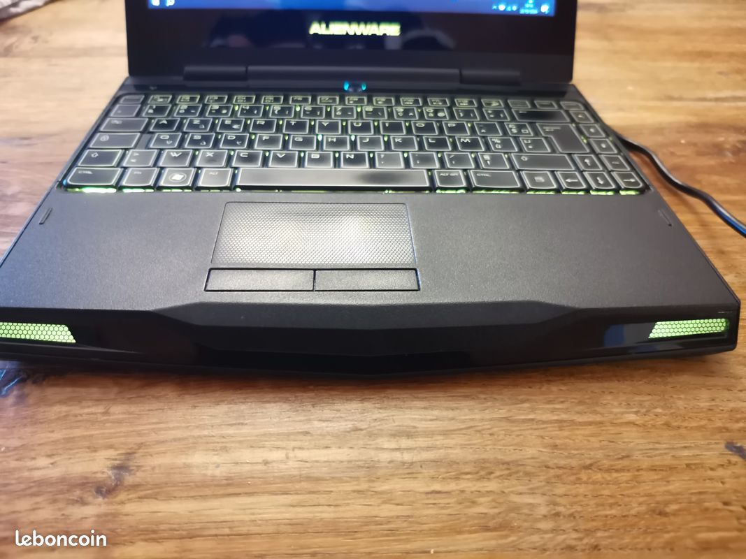 RARE Alienware m11x R3 - 16Go RAM - SSD 500Go - Ordinateurs