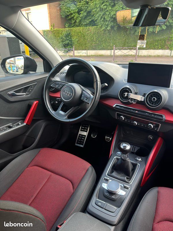 Audi q2 sport s-line - Voitures