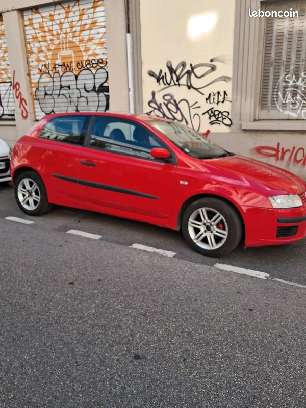 Fiat Stilo - Voitures