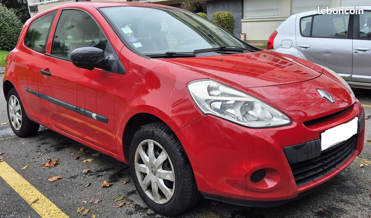 Renault Clio 3 Alizée - 1.2 16V 75ch - Pour professionnel ou réparation ...