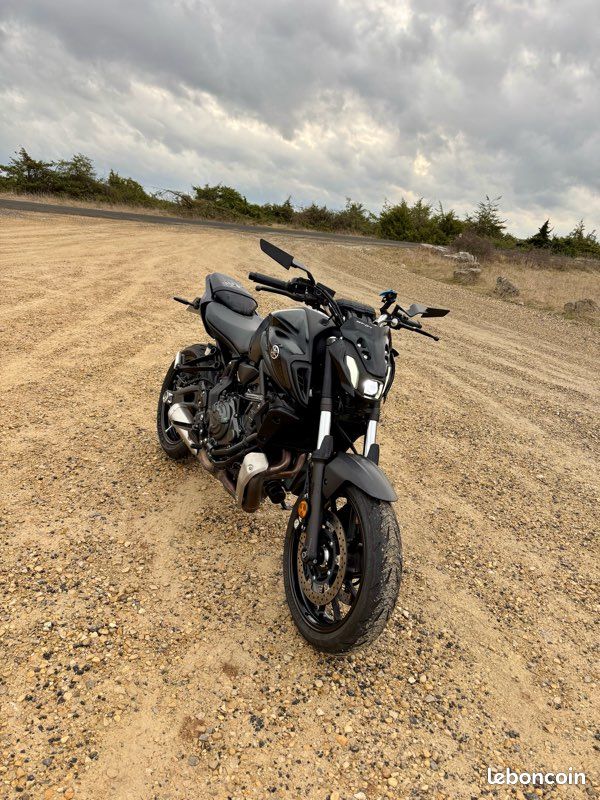 Yamaha MT-07 2021 A2 - Motos