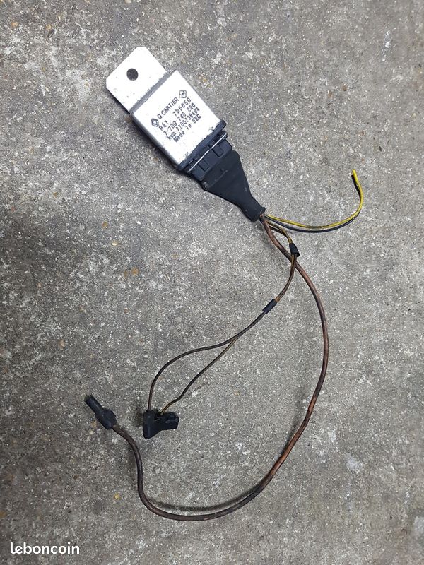 Boîtier module relais G. CARTIER Référence 735050 Renault 7700740220 et ...