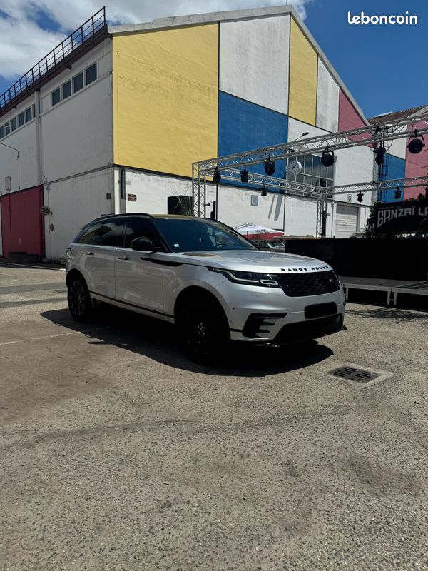 Land Rover Range Rover Velar 2.0D 240 cv Pack R-Dynamic - Voitures