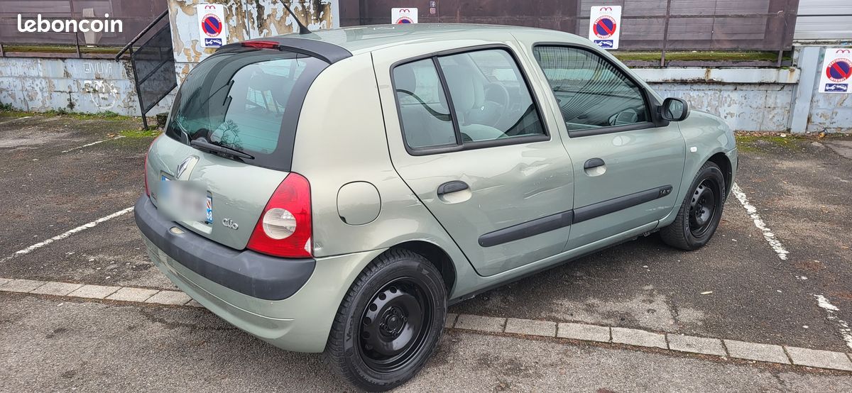 Reserve Clio 2 12 Essence