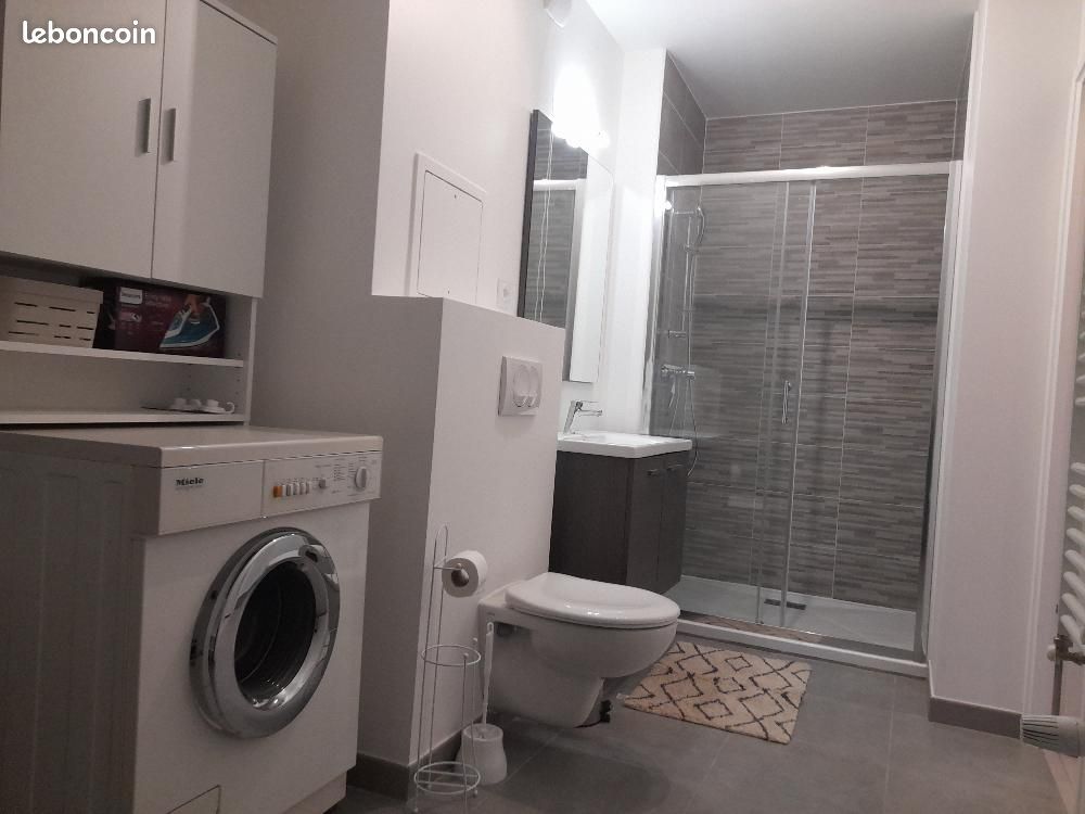 Appartement 2 pièces 49 m² - Locations