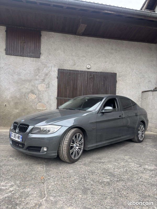 BMW 320d e90 - Voitures