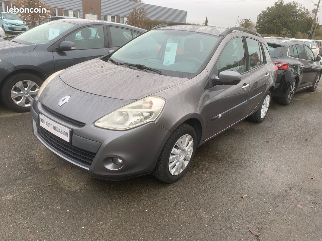 RENAULT Clio 3 (2) ESTATE 1.5 DCI 90 5 PORTES BREAK 5CV - Voitures