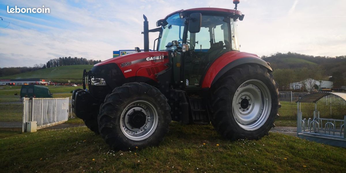 Case IH FARMALL U 105 - Tracteurs