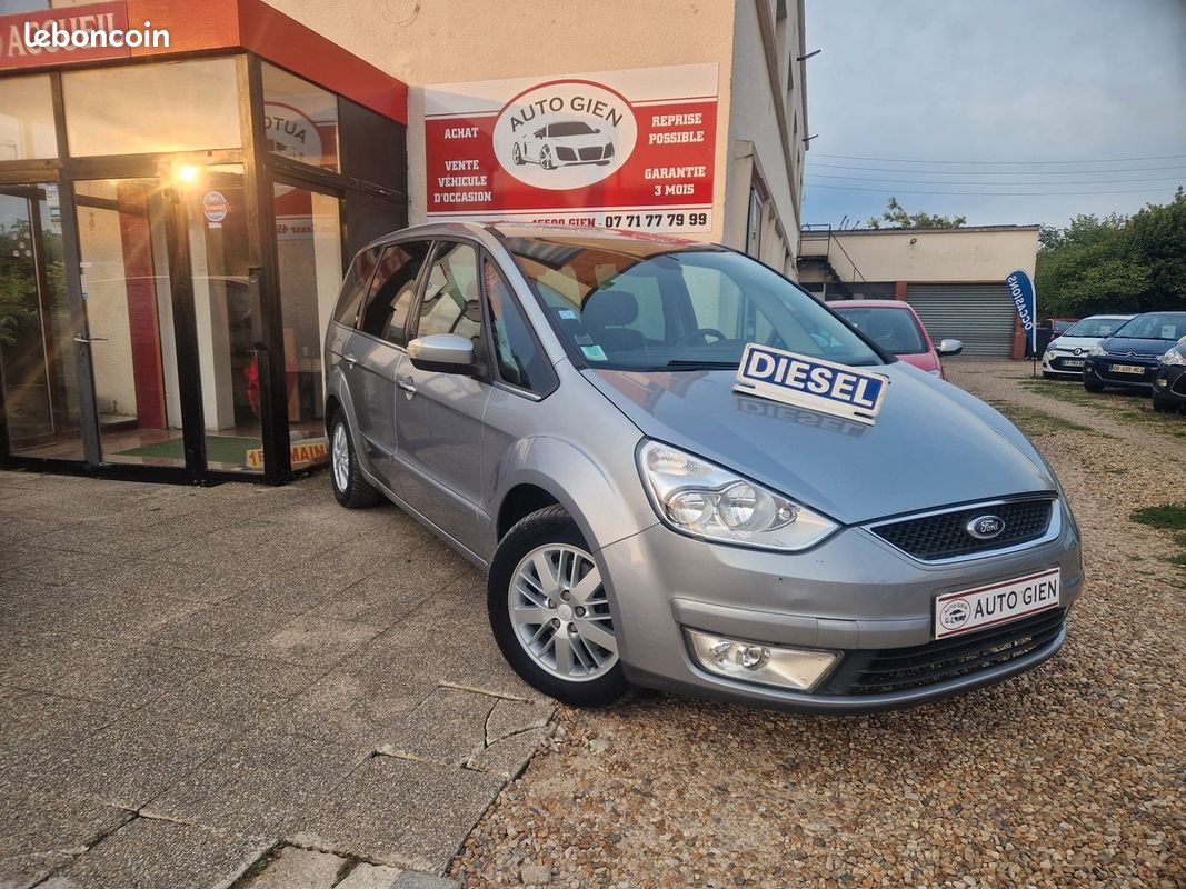 Ford Galaxy II 1.8 TDCI 125 CH GHIA 7 PLACES(3) - Voitures