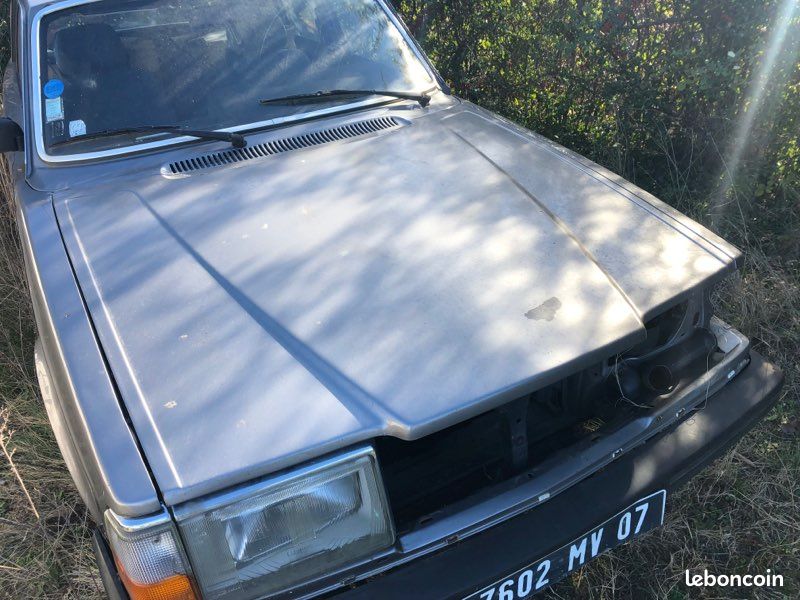 Pièces Volvo 244 1984 déjà démontées - Équipement auto
