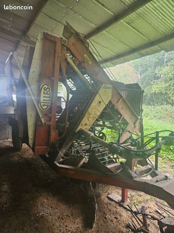 Arracheuse betterave d'occasion - Matériel agricole - leboncoin