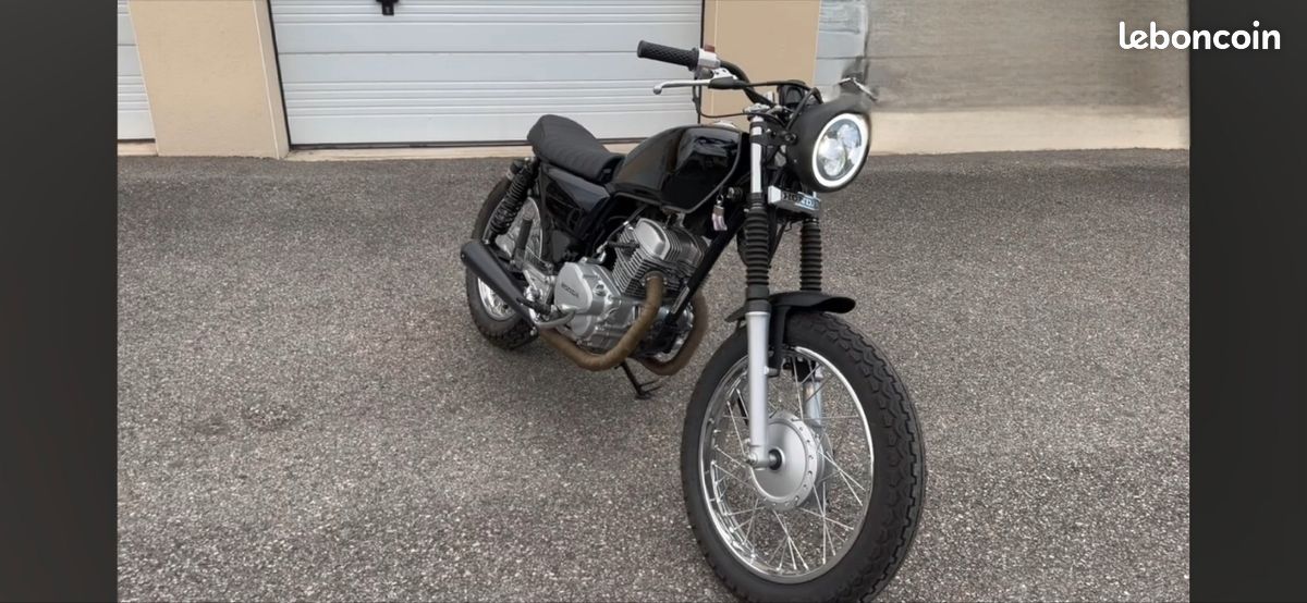Honda cm 125 - Motos