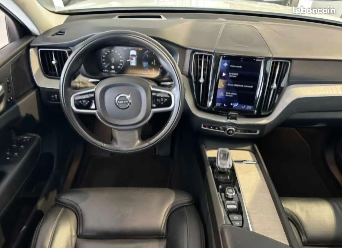 Volvo XC60 197CH Inscription Luxe Geartronic - Voitures