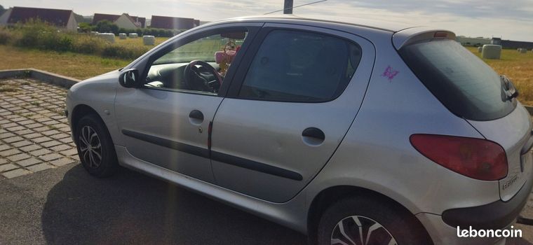 Voitures PEUGEOT 206 d'occasion - leboncoin
