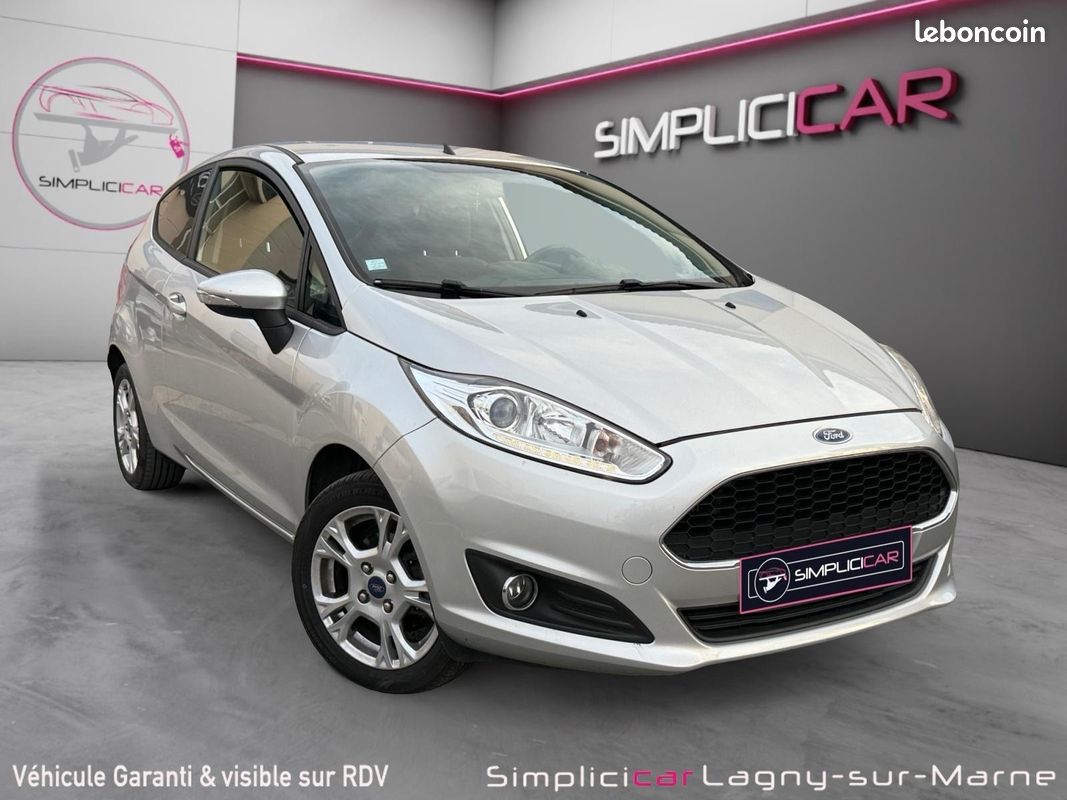 FORD FIESTA 1.0 EcoBoost 100 SS Titanium - Voitures