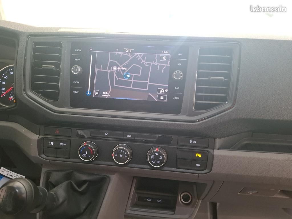 Volkswagen CRAFTER FG 28750 HT 35 L3H3 2.0 TDI 140CH BUSINESS LINE ...