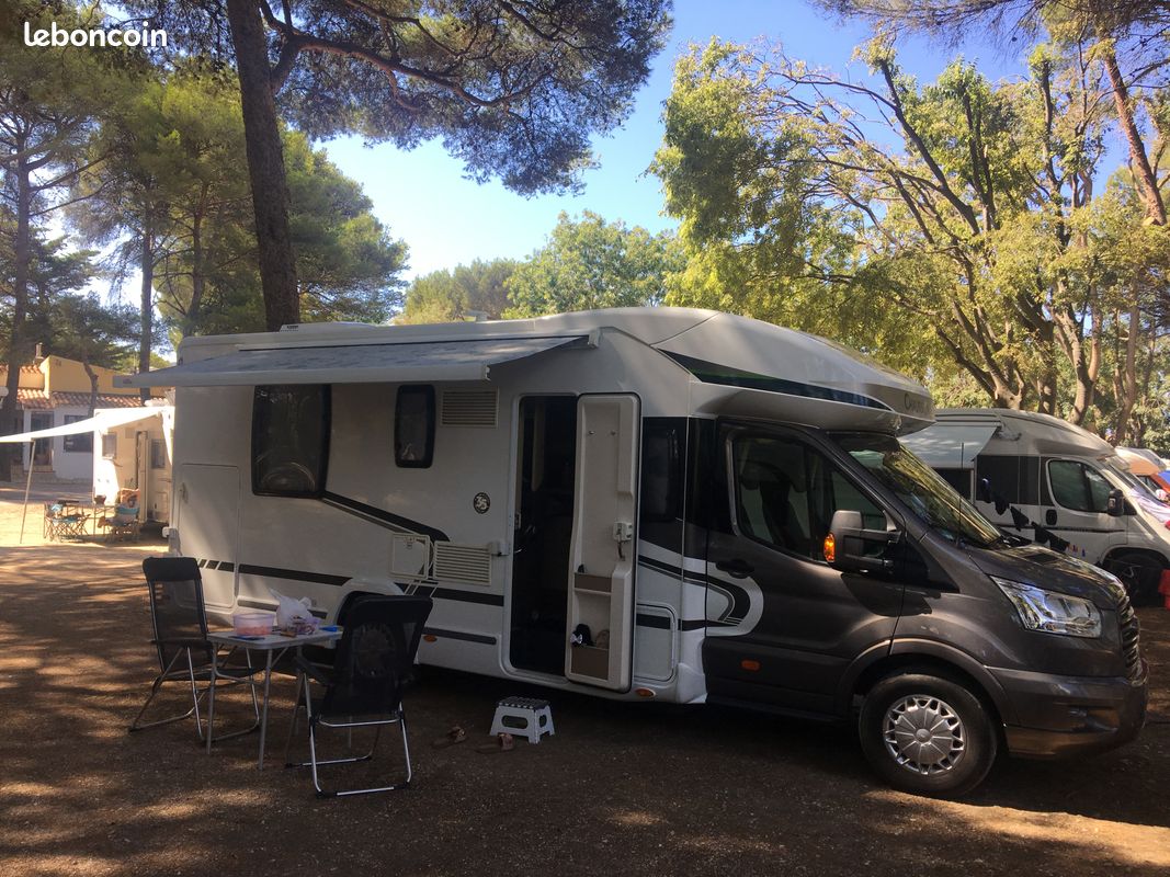 Camping car profile lit central / pavillon de octobre 2015 Ford 155ch ...