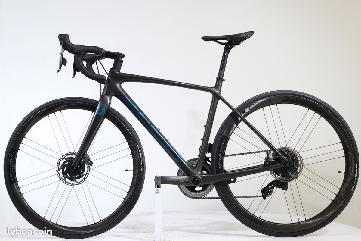 SCOTT Addict SE Disc en taille XS, vélo musculaire, vélo de route ...