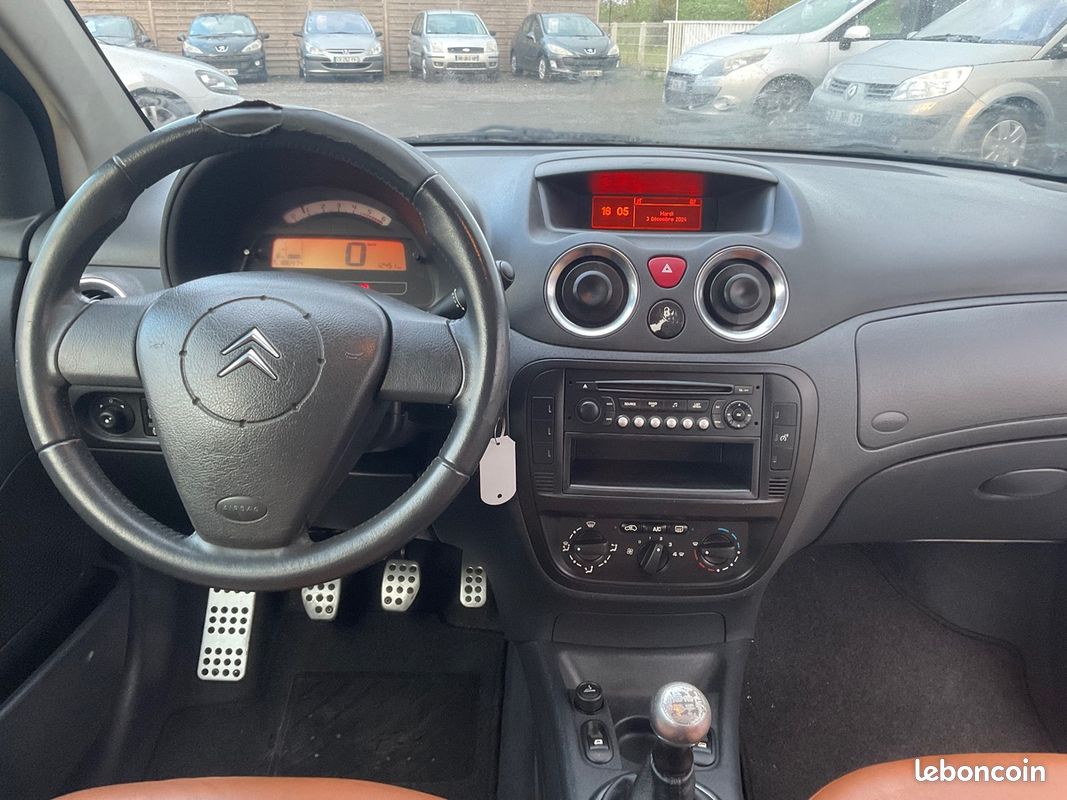 Citroën C2 1.4 HDI 70 CV SO CHIC i - Voitures