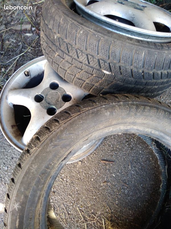 échange jantes + pneus (215/65/R16 et 195/50/R15) - Équipement auto
