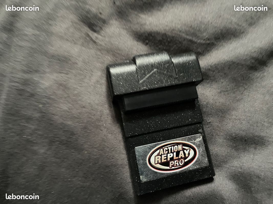 Action Replay Pro Nintendo Game Boy Color Pocke - Consoles