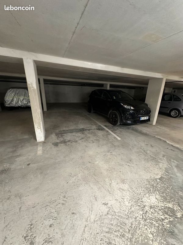 Place de parking double en sous sol dans une résidence sécurisée ...