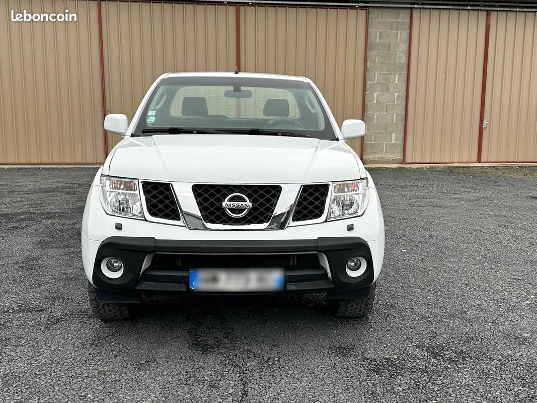 Nissan navara d40 2.5l 174cv king cab - Voitures