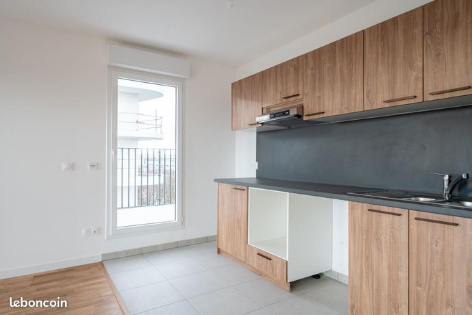 Location appartement et maison à louer Paris (75010) - leboncoin