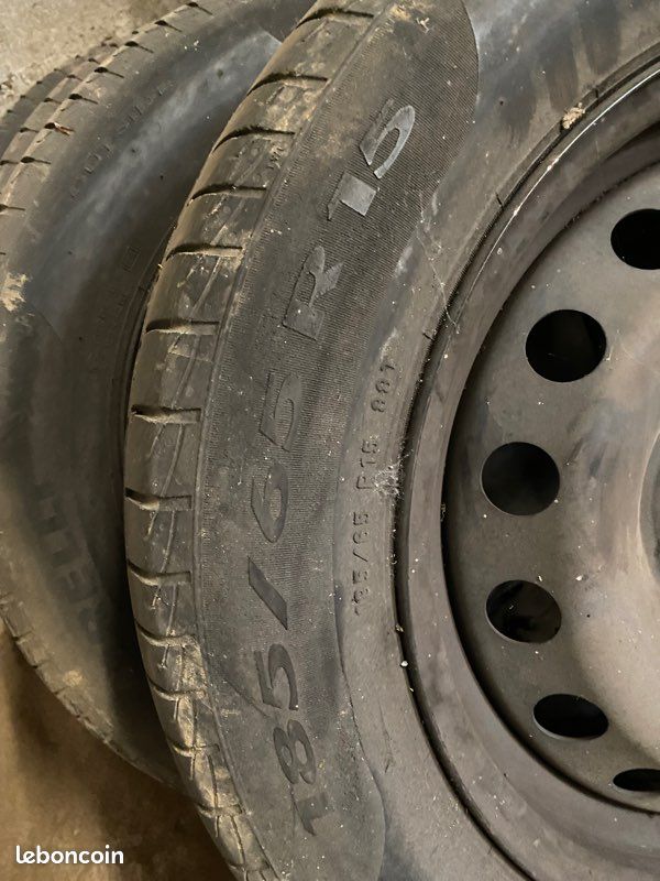 185/65/16 roue - Équipement auto