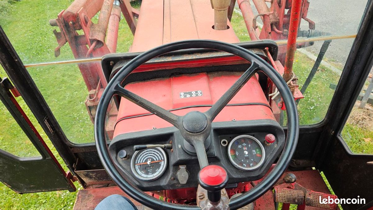 Case IH 433-SA - Tracteurs