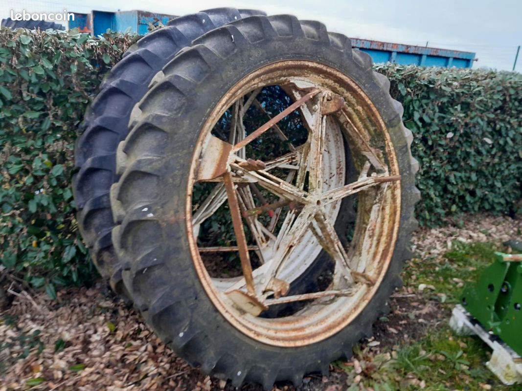 Molcon 270/95R48 - Tracteurs