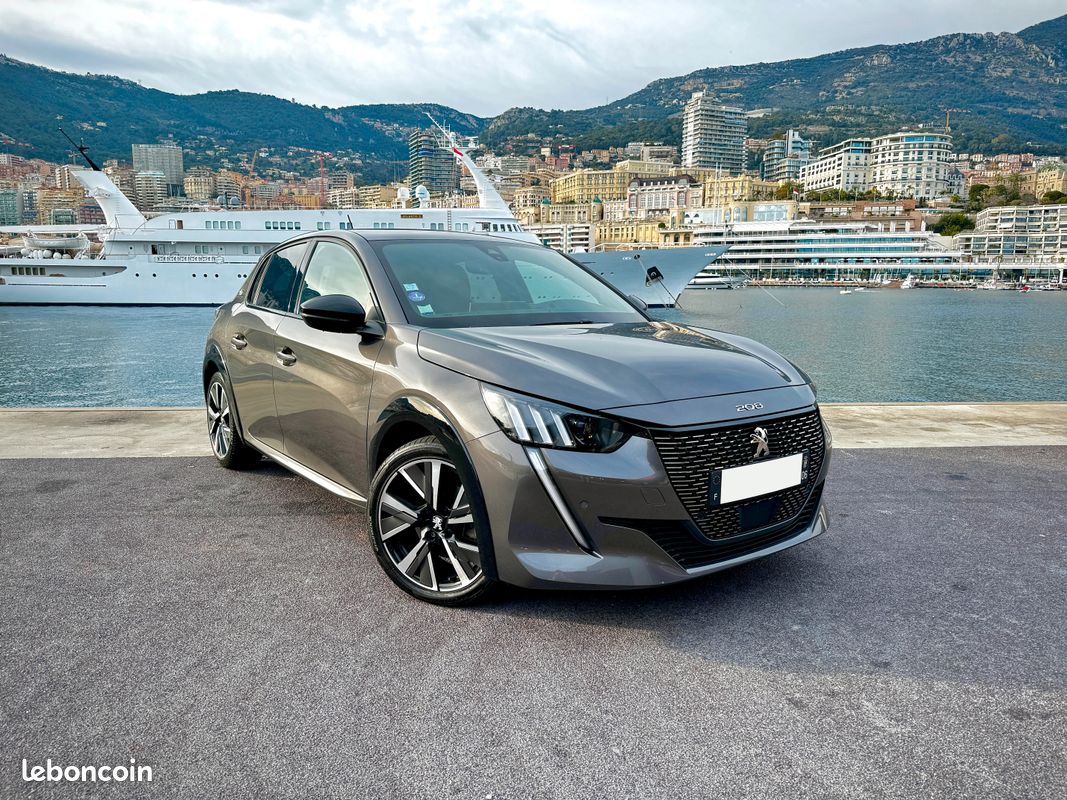 Peugeot 208 gt line automatique 130cv - Voitures