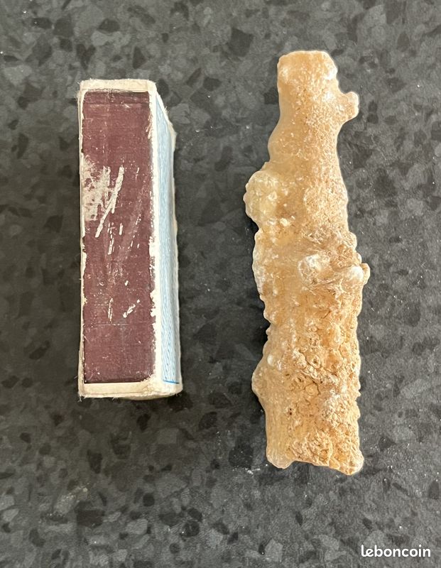 Pierre minéraux fulgurite fragment - Collection