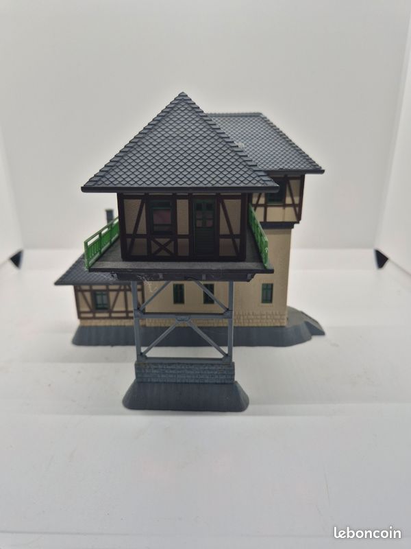 Maquette maison train jouef - Modélisme