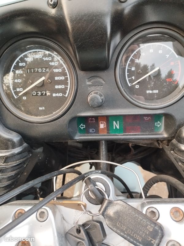 Vend RT 1100 BMW 1996 - Motos
