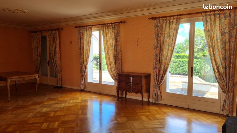 Maison à vendre et vente appartement Dompierre-sur-Besbre (03290 ...