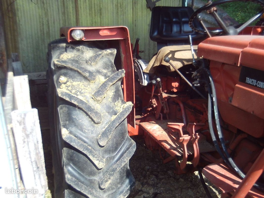 Renault 651 - Tracteurs