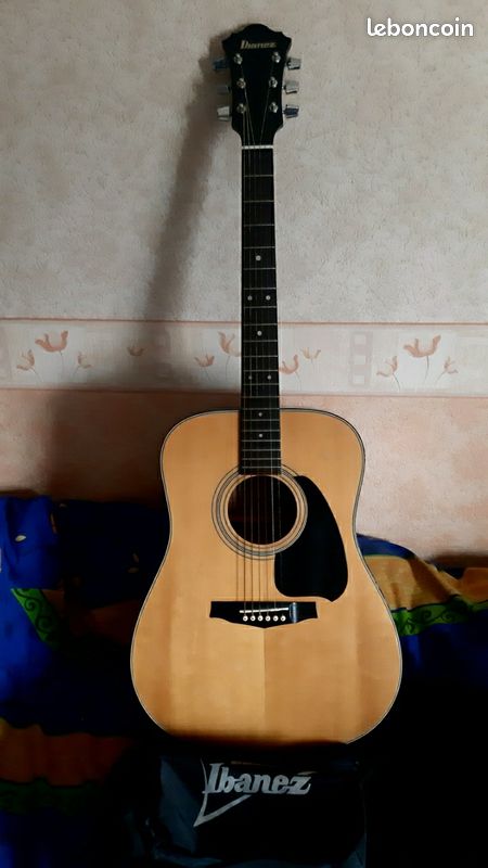 Guitare folk IBANEZ V300 - Instruments de musique