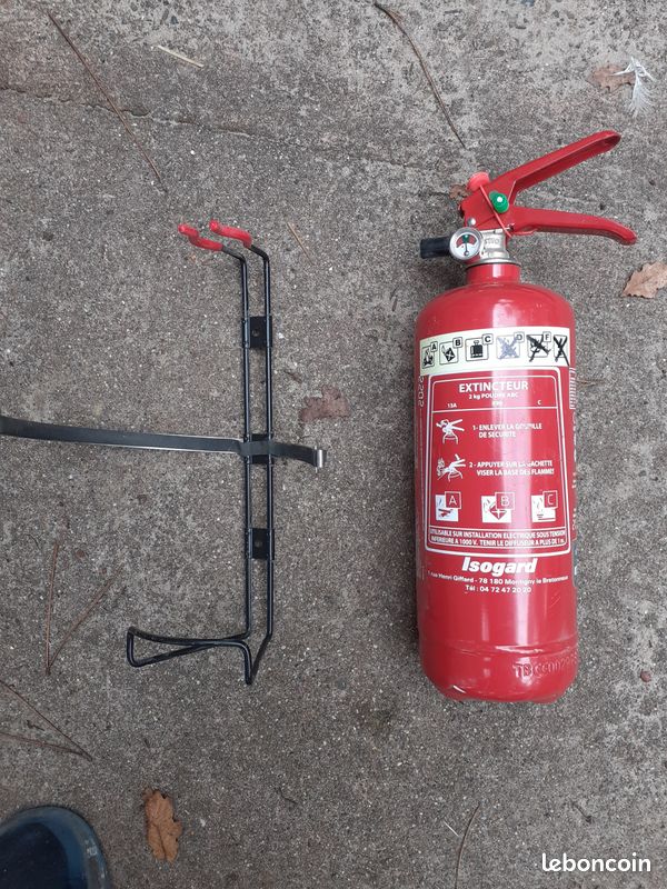 Extincteur auto - Équipement auto