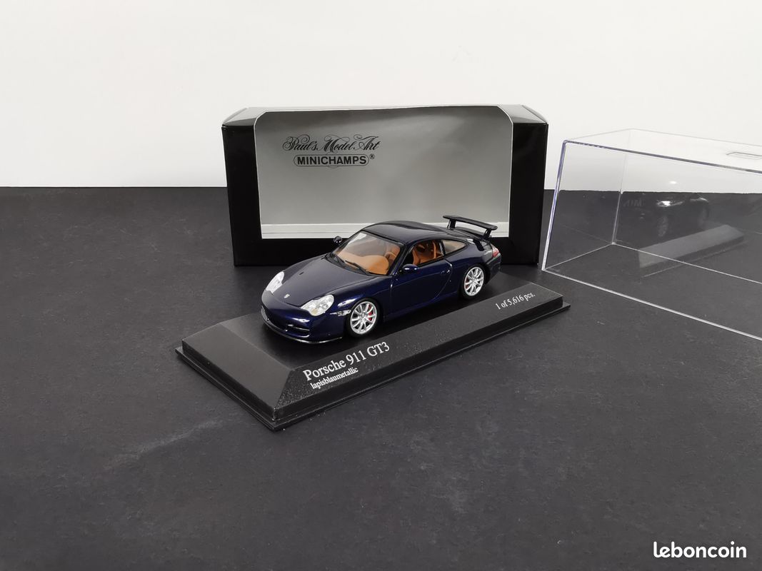 Porsche 911 (996 II) GT3 de 2003 bleu Lapis 1/43 Minichamps (5616 exemplaires) - Collection