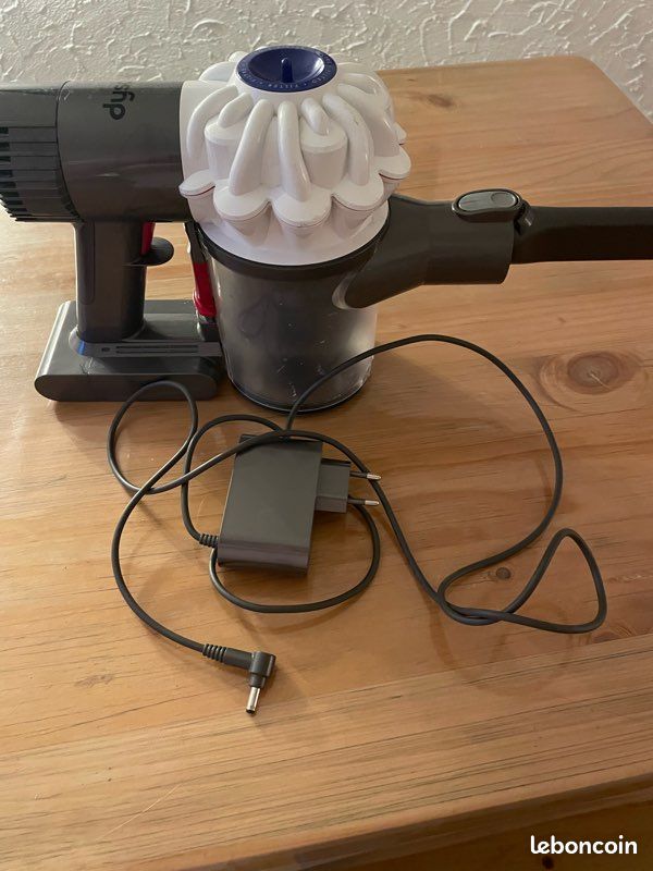Dyson v6 baby child - Électroménager