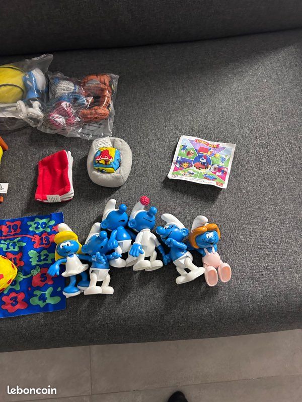 Schtroumpfs puffi los pitufo smurfs Mac Donald - Collection