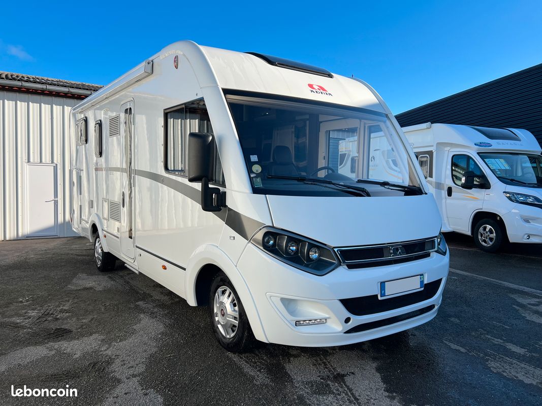 Adria sonic i600 sc integral - Caravaning