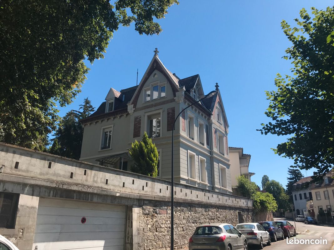 Mulhouse, Bas Rebberg F2 meublé, - Locations