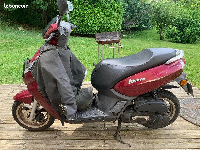 Scooter Peugeot Kisbee 2T 50cc - Motos