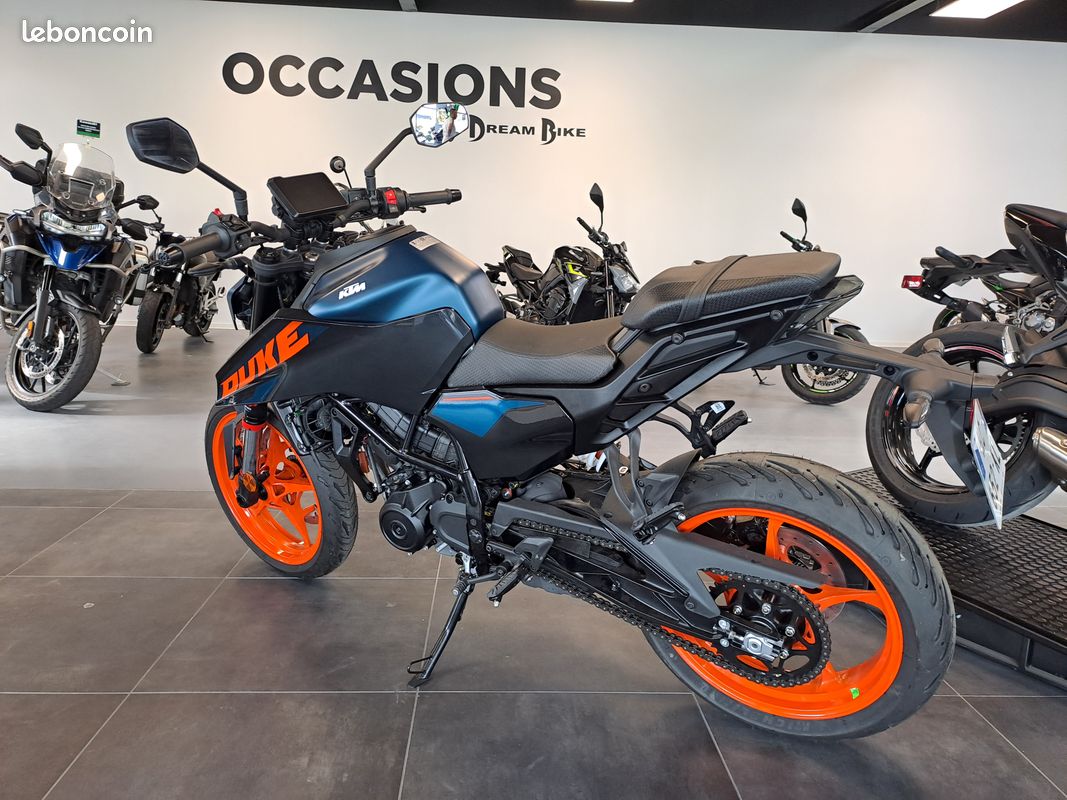 KTM DUKE 125 PROMO 03/2025 0km 4849 - Motos
