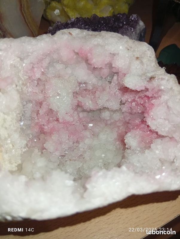 Géode Cristal Quartz Rose - Collection